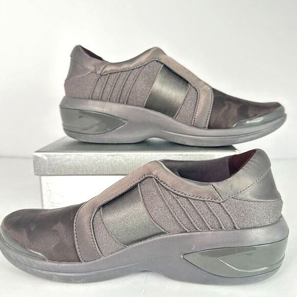 Bzees | Shoes | Bzees Womens Flavor Flats Gray Camo Comfort Slip On ...